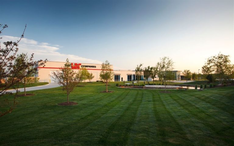 Wholesale Liquor Distributor in Kansas | LDF Companies